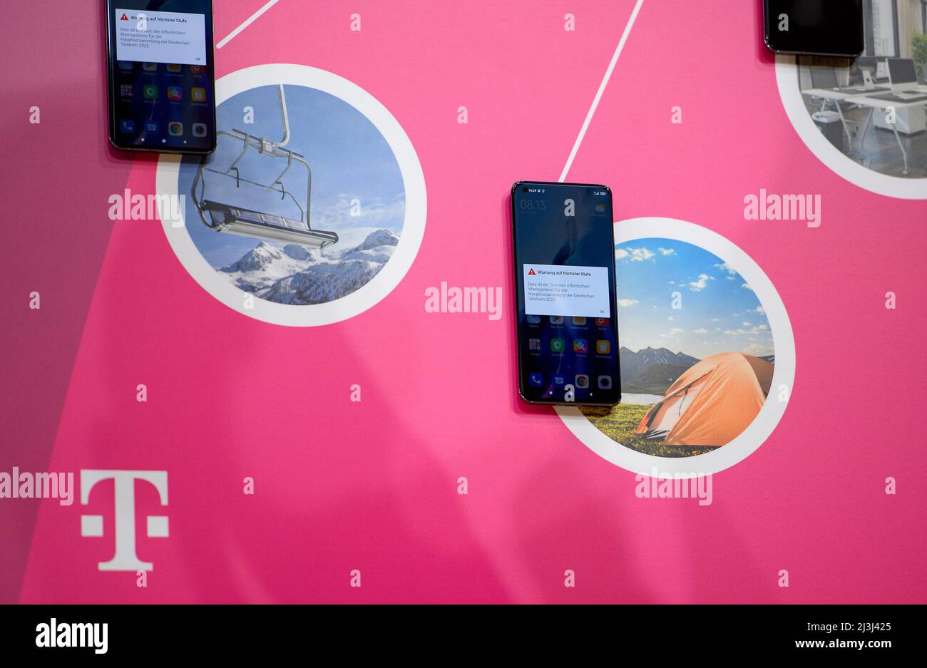 Feature, project Äû cell broadcast Äû for mobile phone emergency calls ...