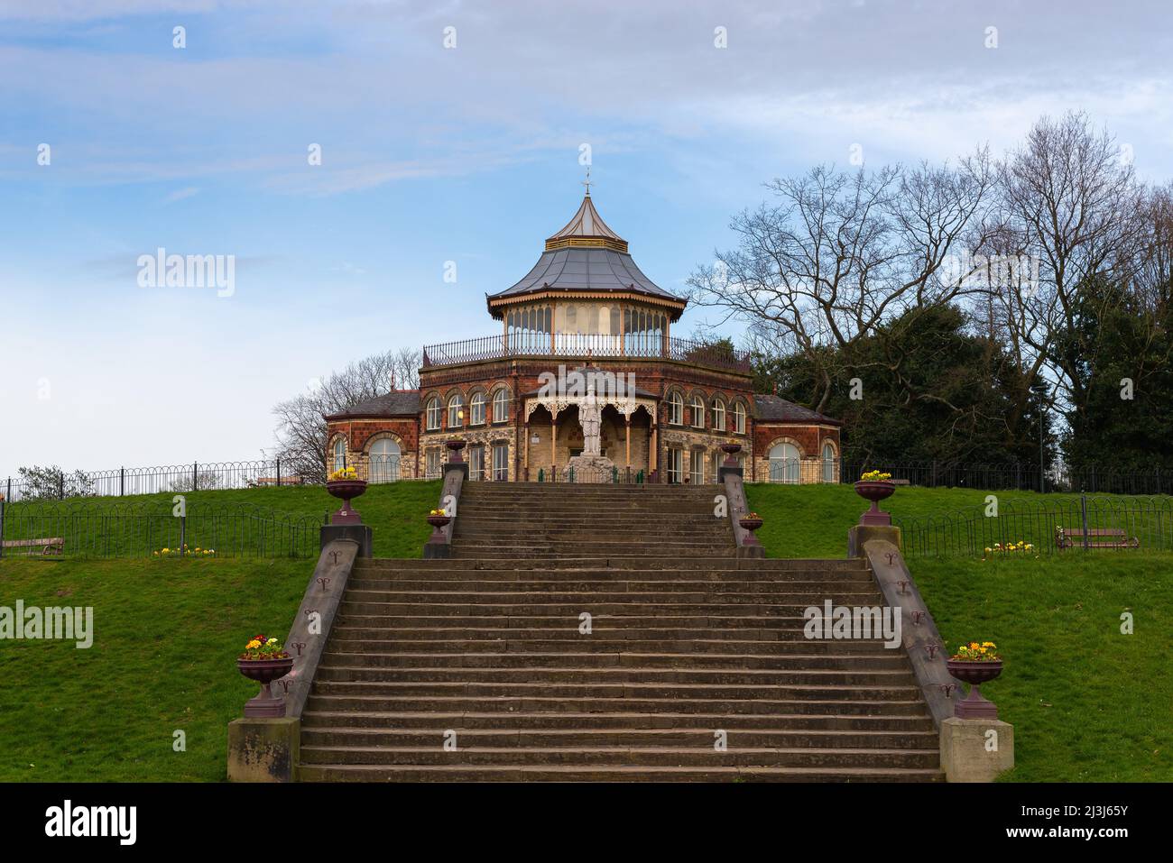 Wooden pavilion steps hi-res stock photography and images - Alamy