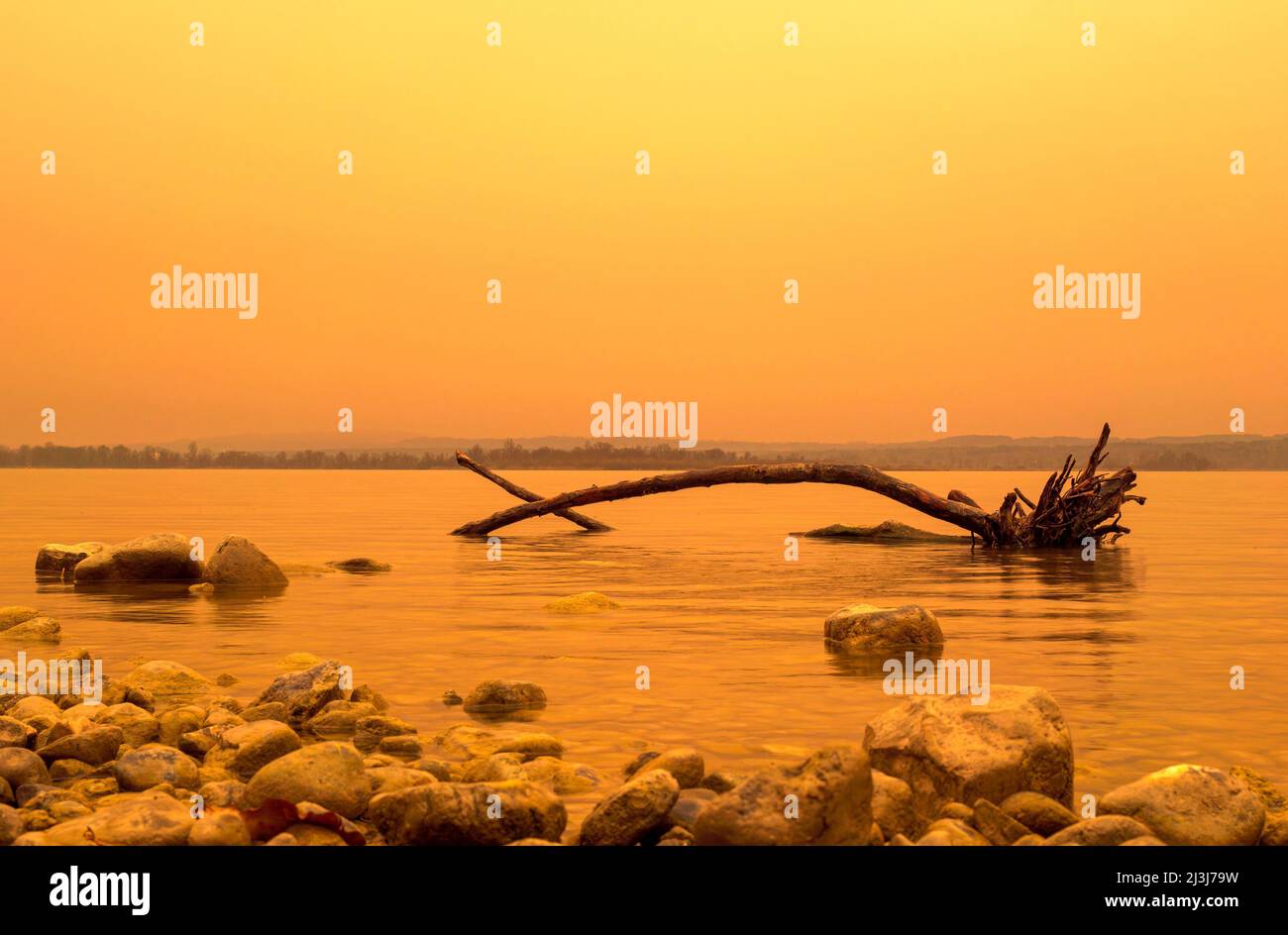 Natural phenomenon, Sahara dust discolors sky over Bavaria, Germany ...
