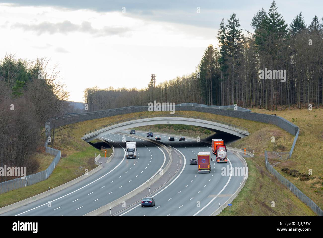 Car crossing bridge over motorway hi-res stock photography and images ...