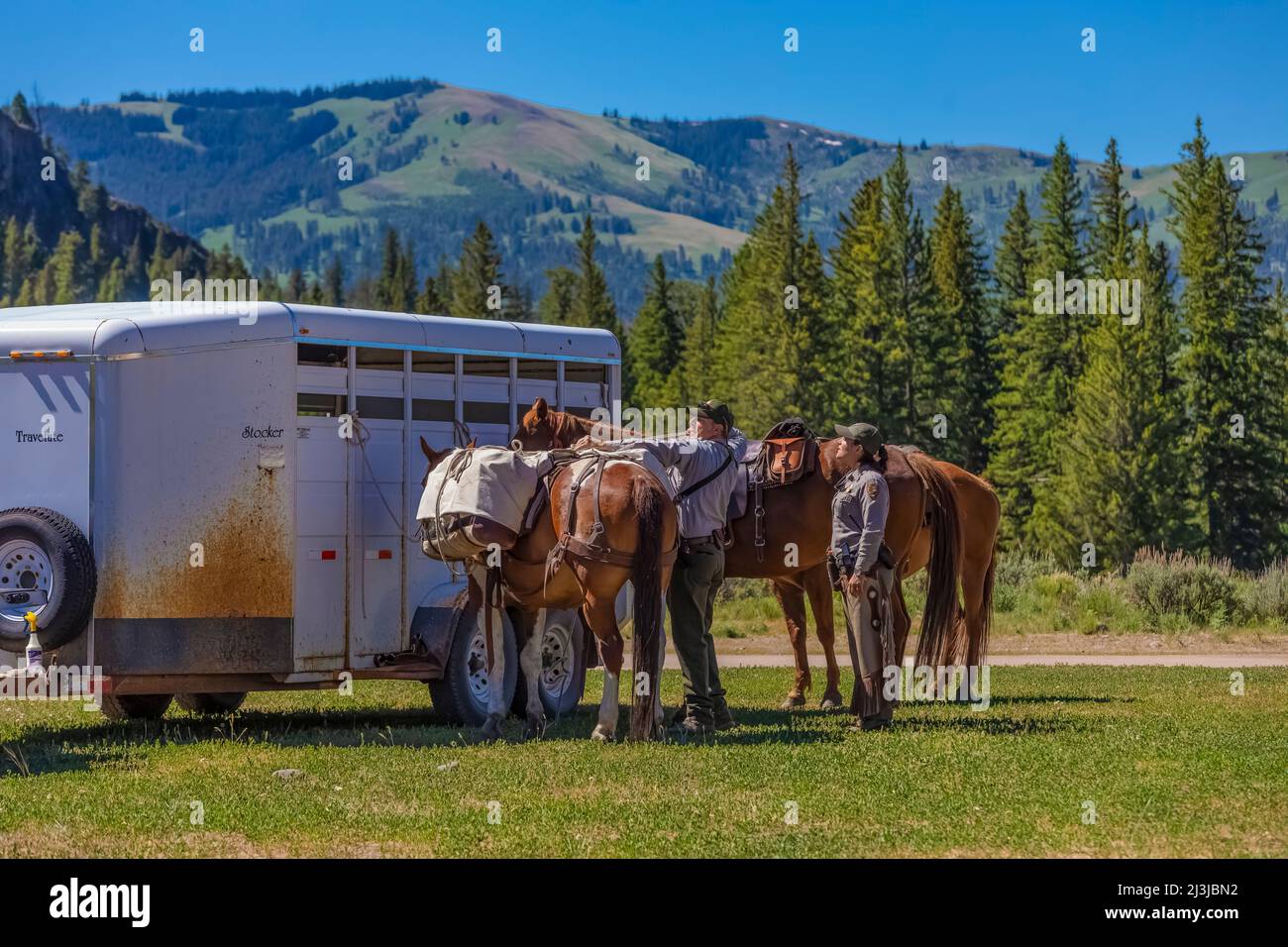 Man park ranger united states hi-res stock photography and images - Alamy