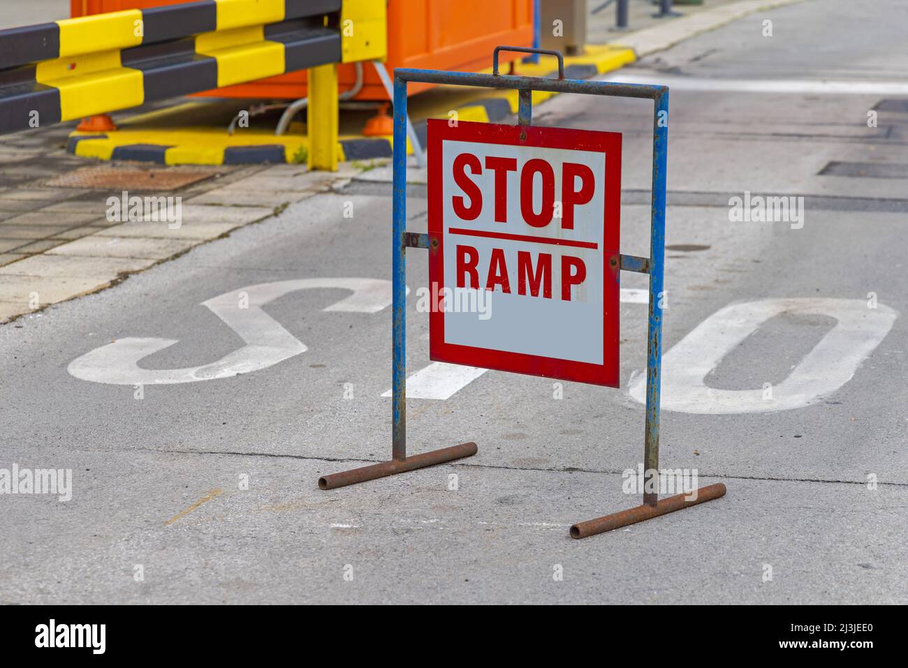 Temporary Metal Sign Stop Ramp Out of Order Stock Photo - Alamy