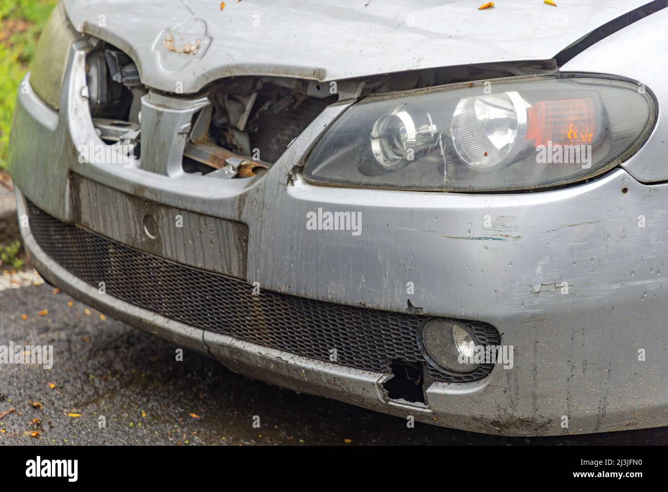 Front Bumper Crash Traffic Accident Silver Car Stock Photo - Alamy