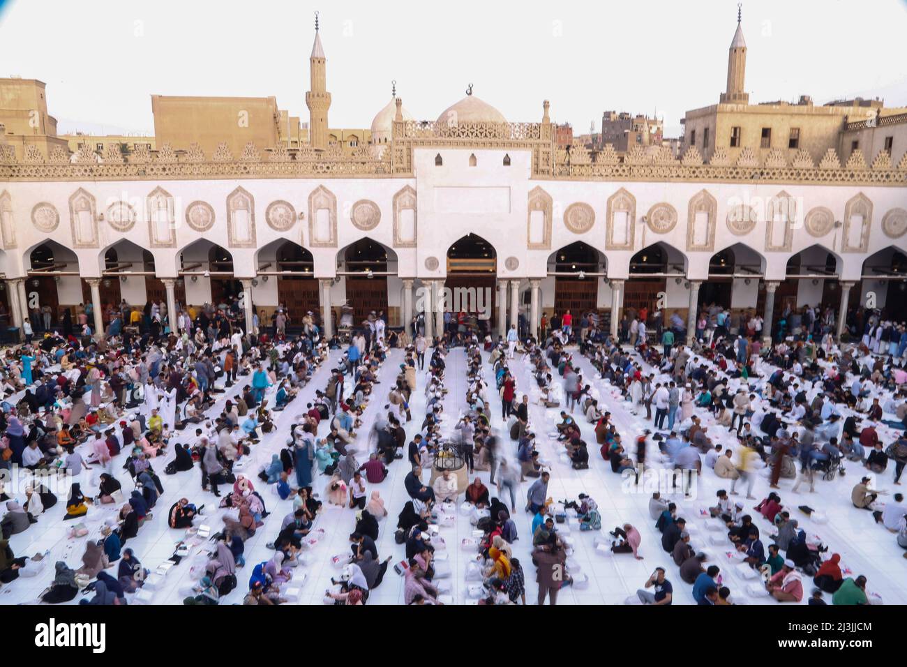 Cairo, Egypt. 08th Apr, 2022. Muslims wait Azan before eating their ...