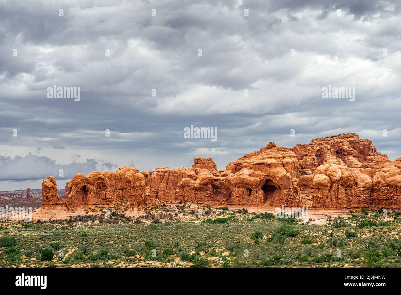 Desert morning scenes hi-res stock photography and images - Alamy