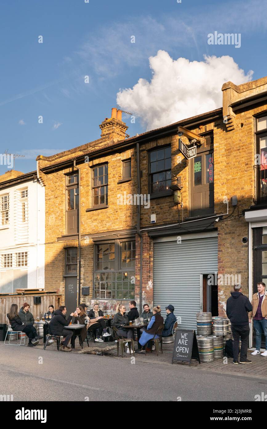 Lonsdale Road, Queens Park, London, England Stock Photo - Alamy