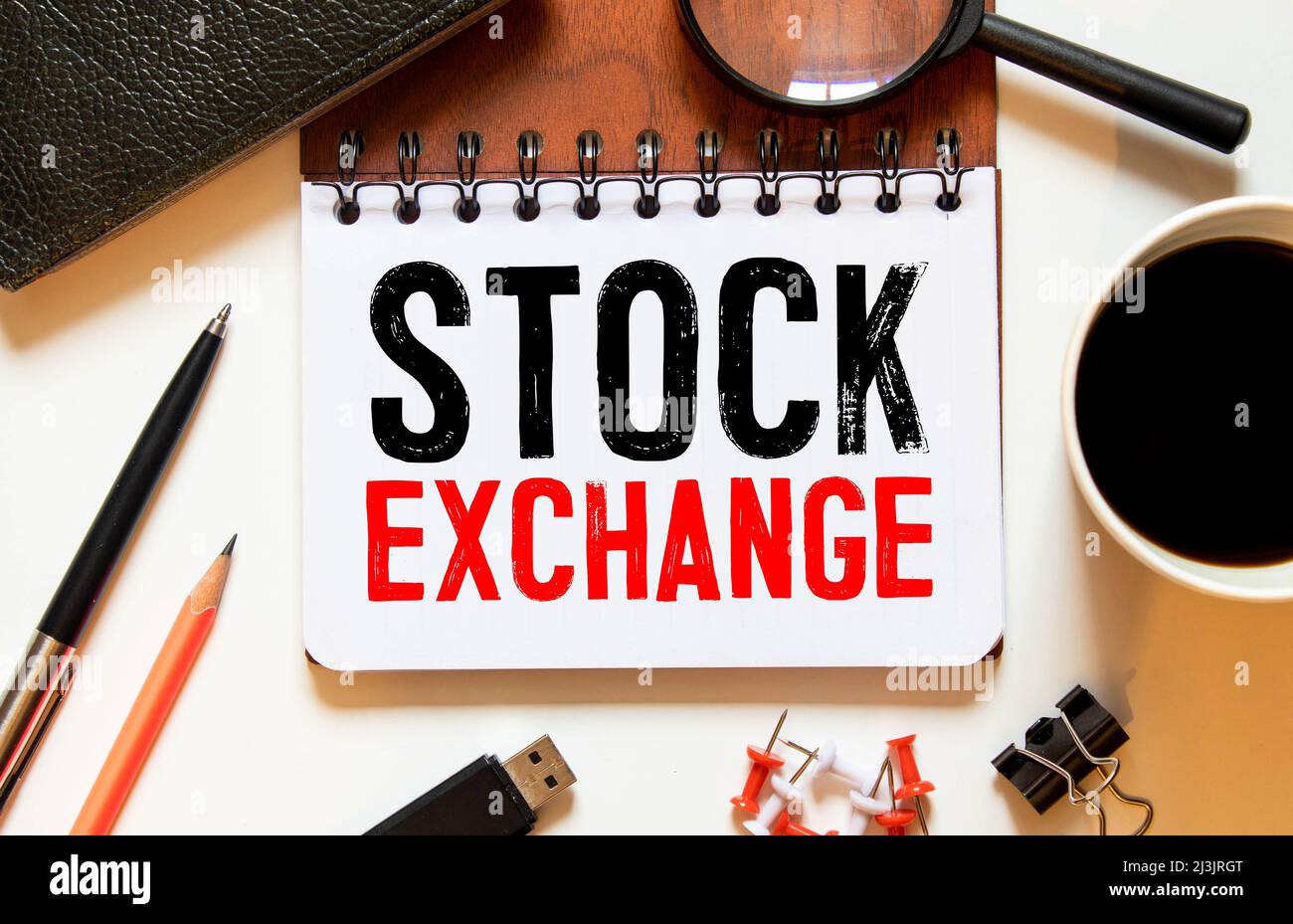 Keyboard money newspaper hi-res stock photography and images - Alamy