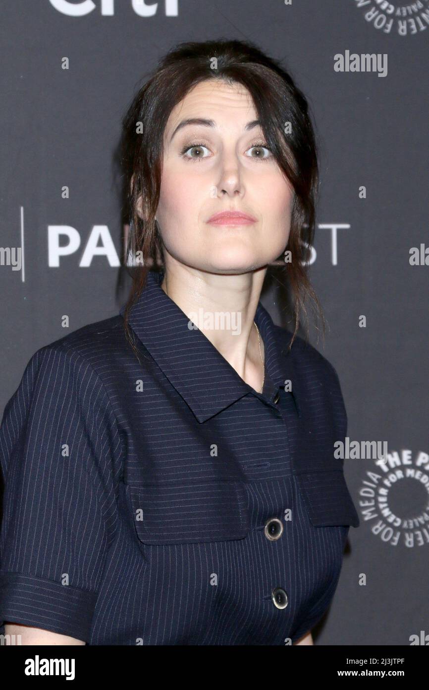 Los Angeles, CA. 7th Apr, 2022. Jen Statsky at arrivals for HACKS at ...