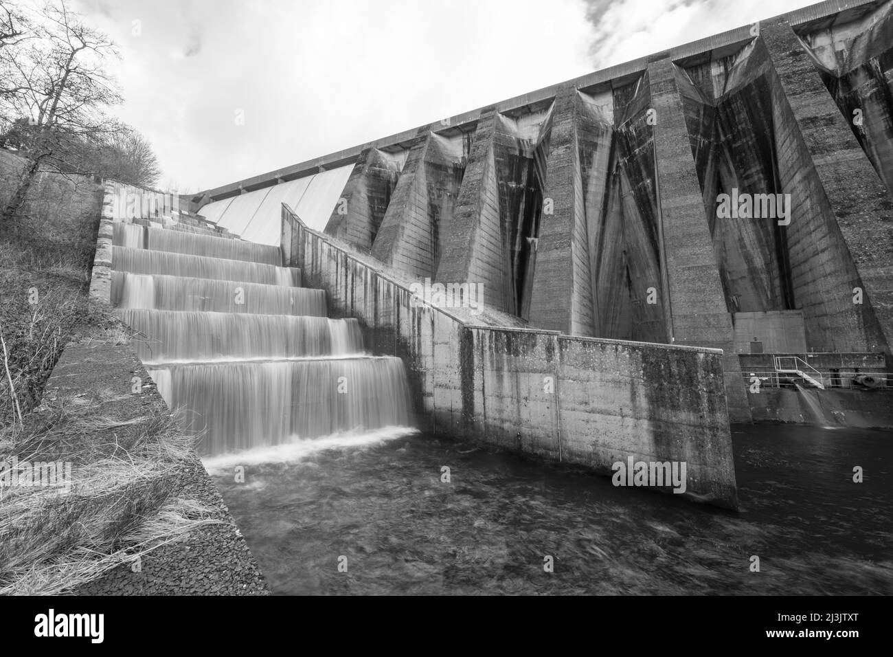 Long exposure of the waterfalls flowing over Wimbleball dam in Somerset ...