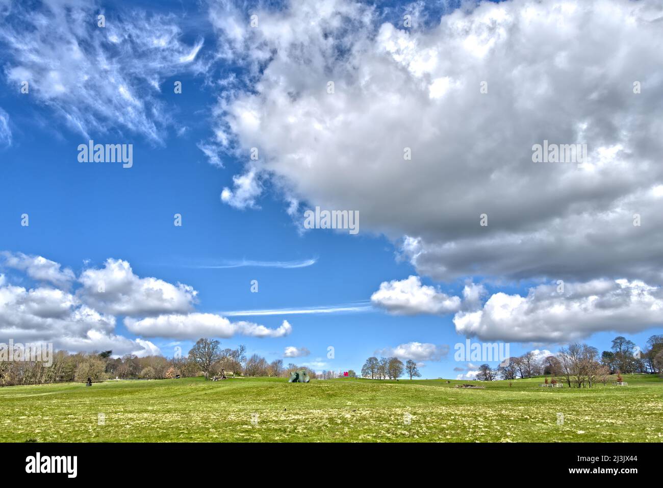 Yorkshire Sculpture Park including artwork by Henry moore and damian ...