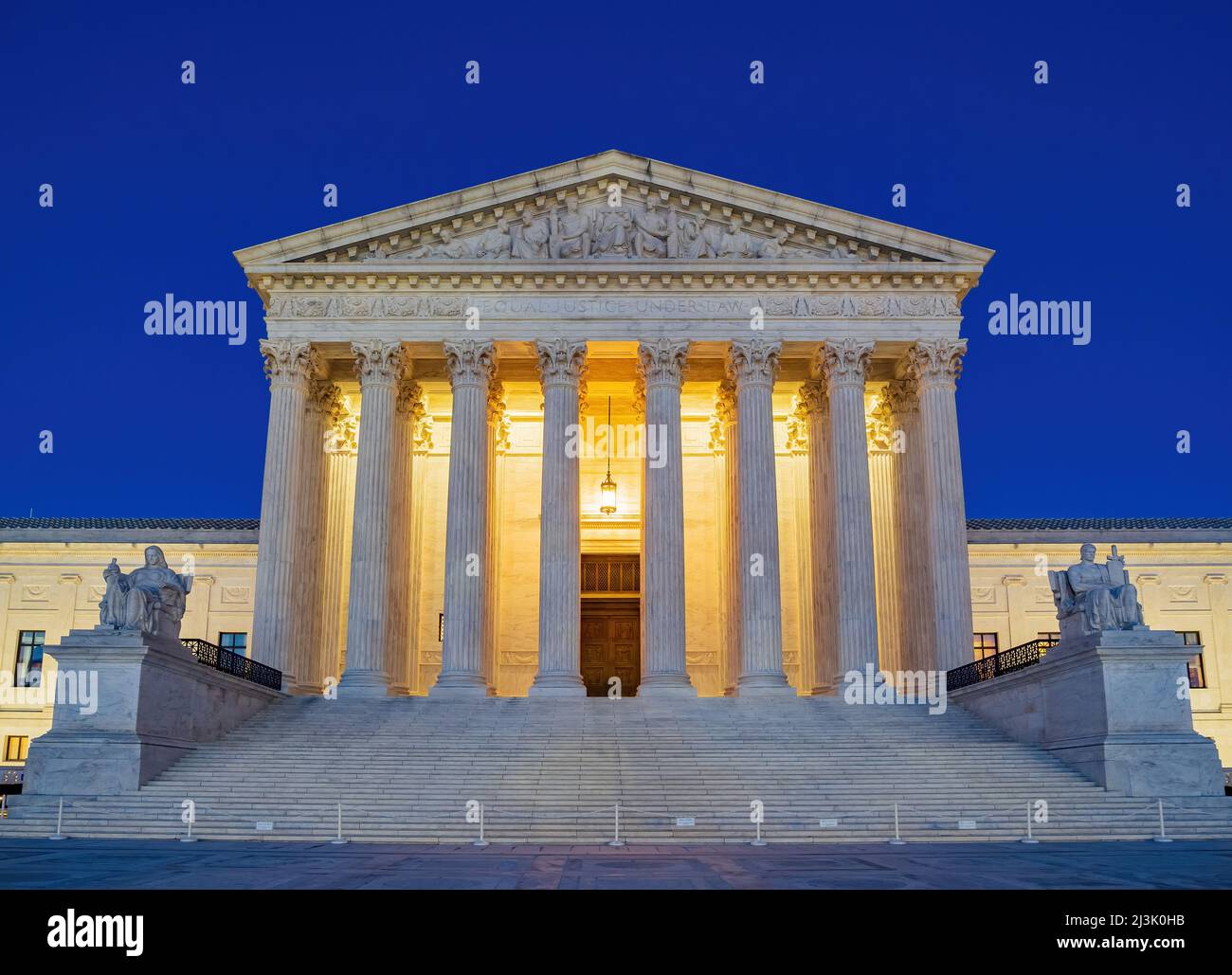 Evening view of the Supreme Court Library at Washington DC Stock Photo ...