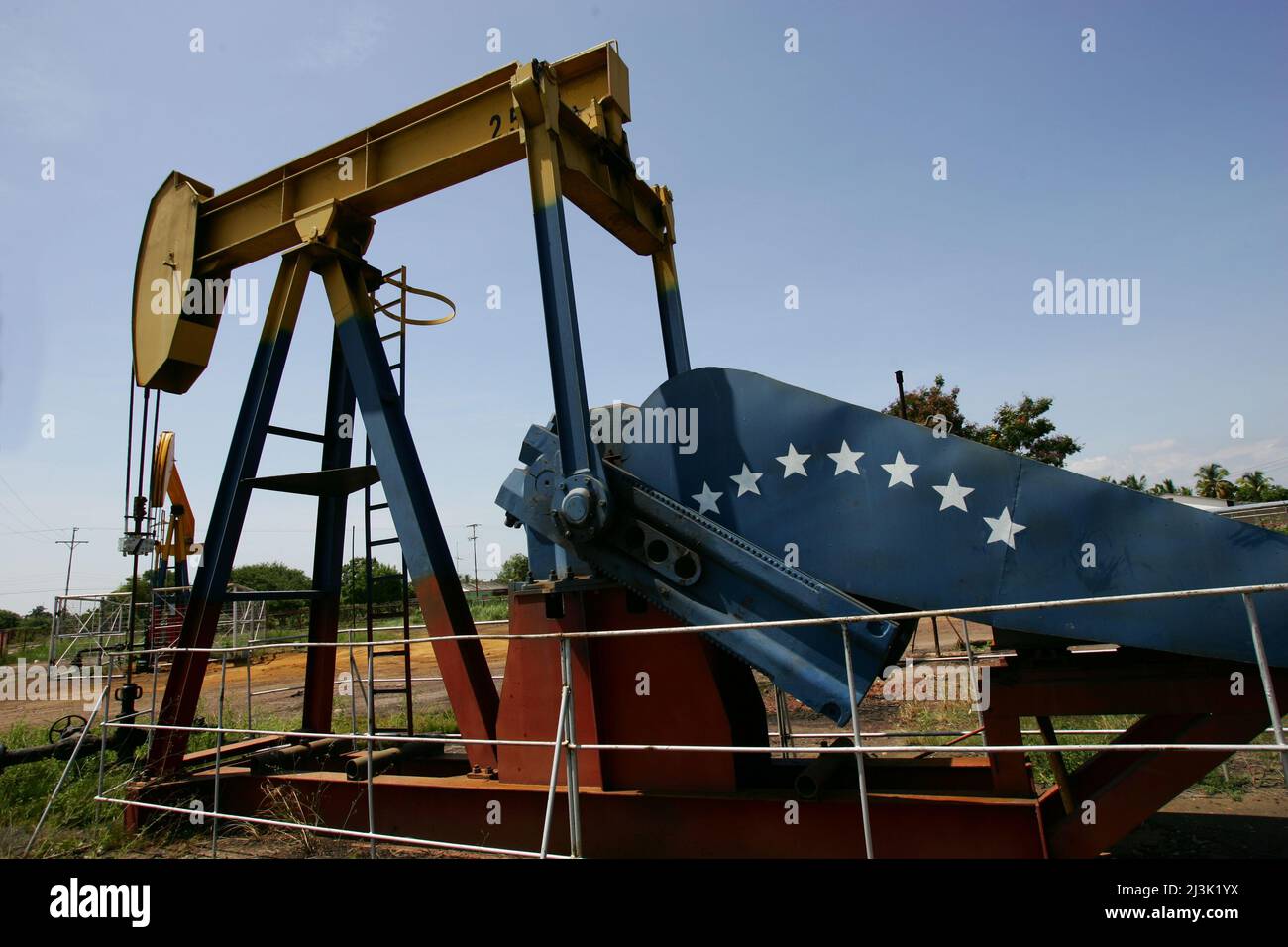 Drillingn hi-res stock photography and images - Alamy