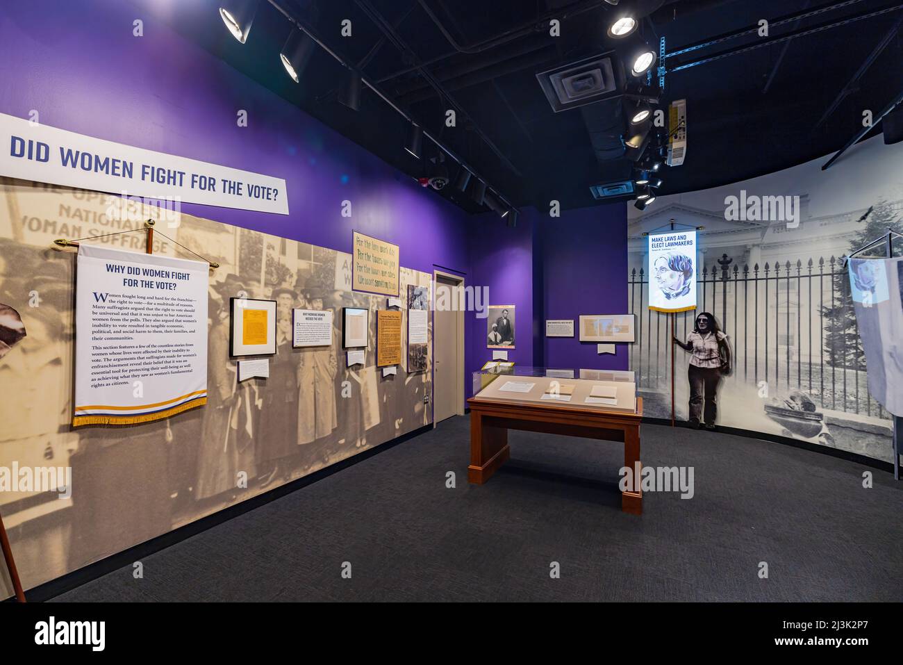 Washington dc national archives museum hi-res stock photography and ...