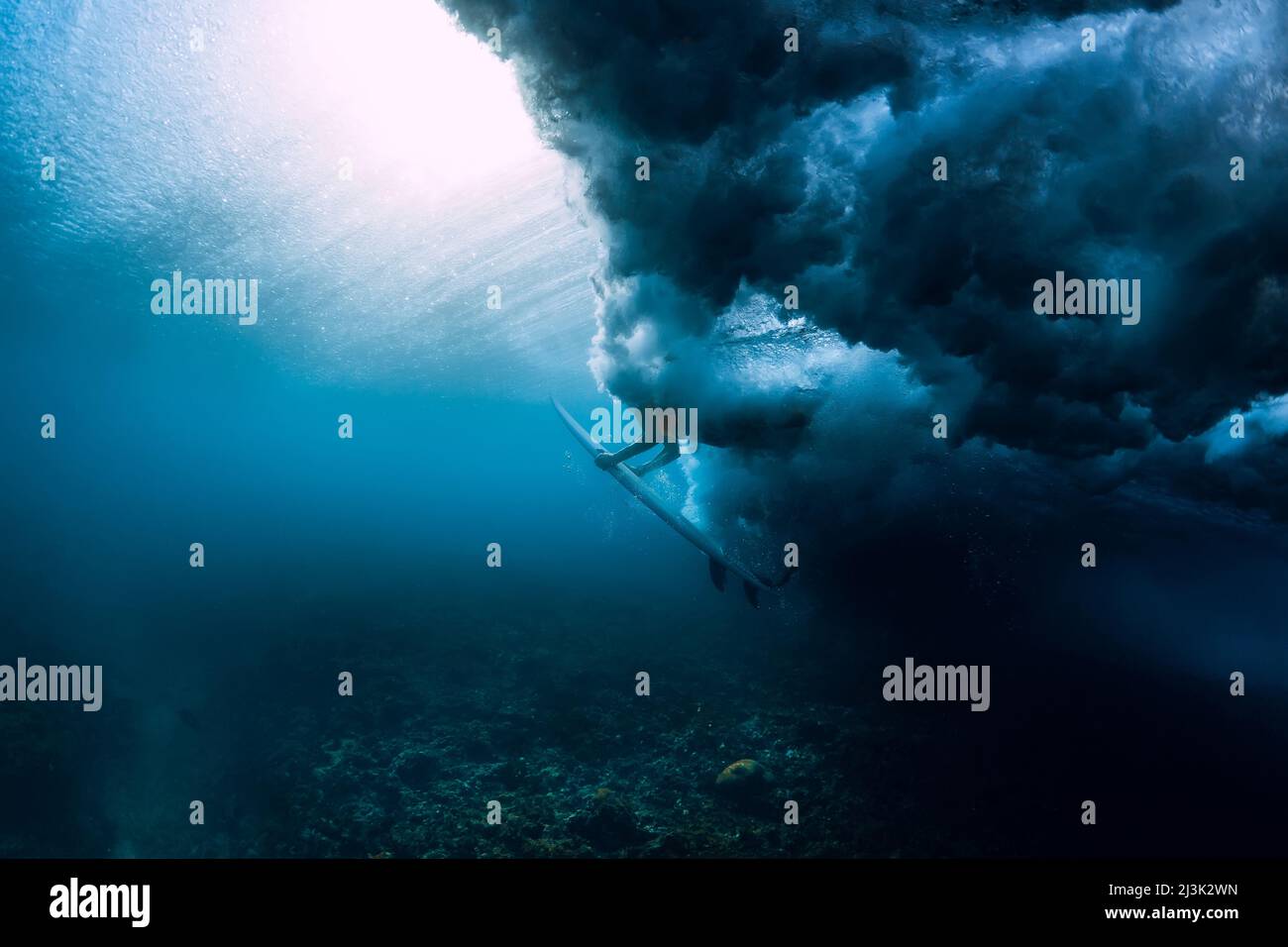 Underwater splash australia hi-res stock photography and images - Alamy