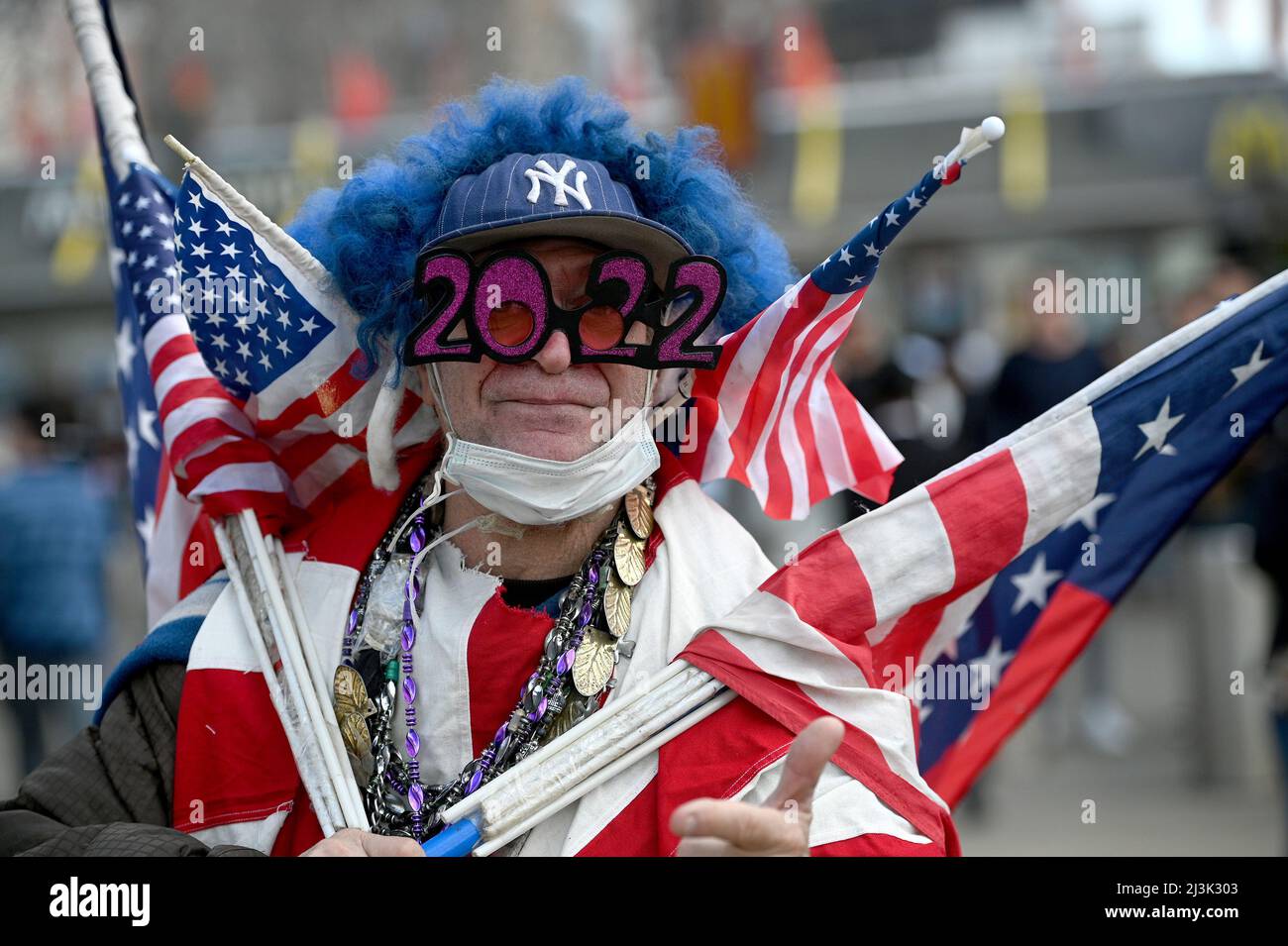 Yankee stadium flags hi-res stock photography and images - Alamy