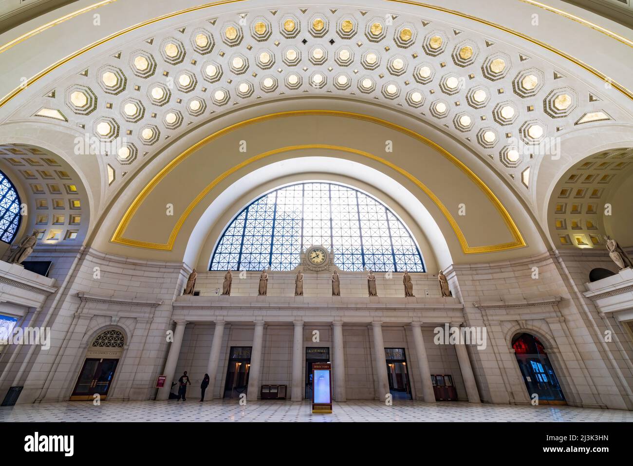 Washington DC, APR 2 2022 - Interior view of the Union Station Stock ...