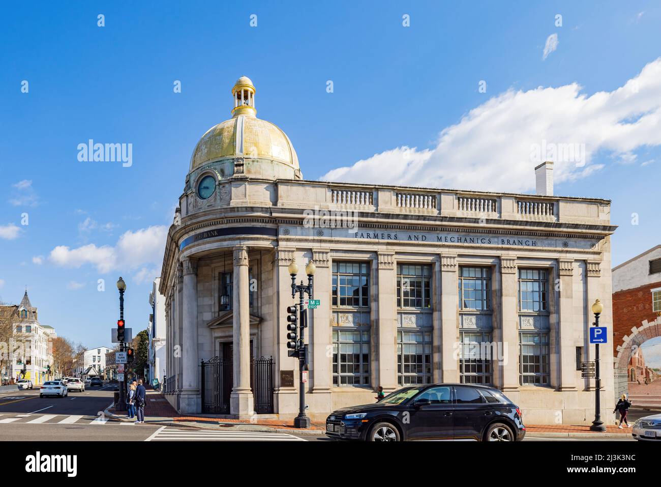 Washington DC, APR 3 2022 - Sunny view of the PNC Bank Stock Photo - Alamy