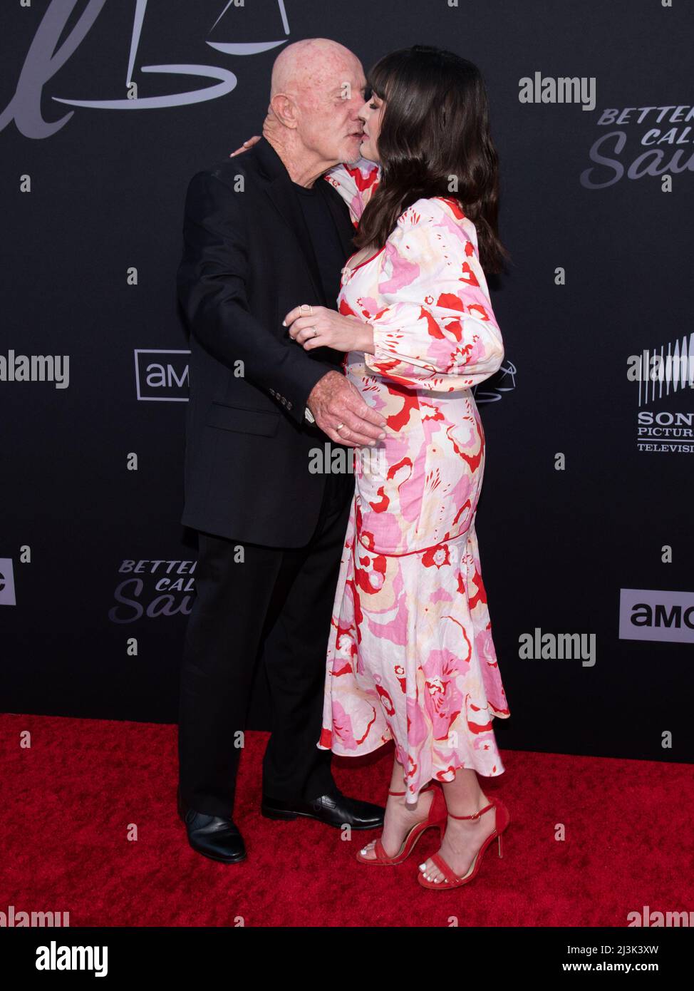 Los Angeles, California, USA. 07th Apr, 2022. Jonathan Banks and Julie ...