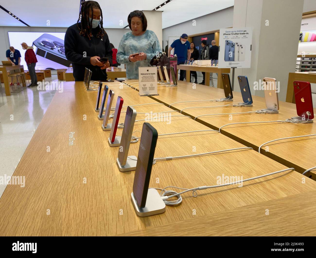 Mayfield mall hi-res stock photography and images - Alamy