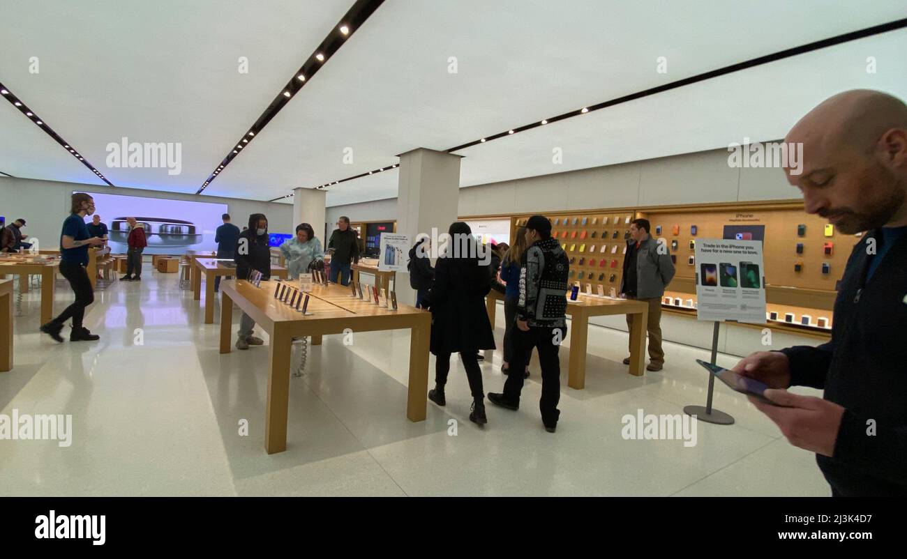 Mayfield mall hi-res stock photography and images - Alamy