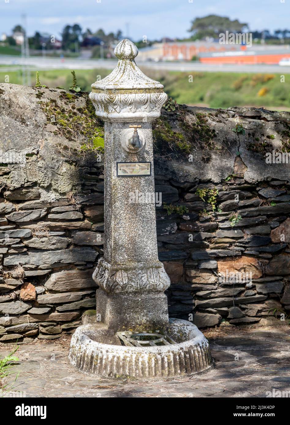 Antique drinking fountain hi-res stock photography and images - Alamy