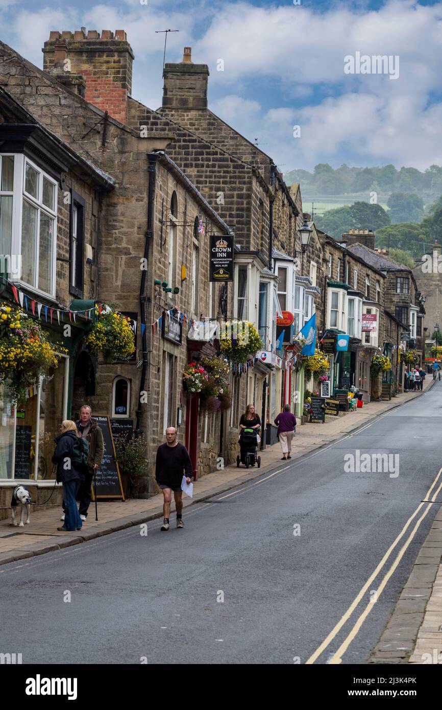 UK, England, Pateley Bridge Street Scene, Yorkshire Stock Photo - Alamy