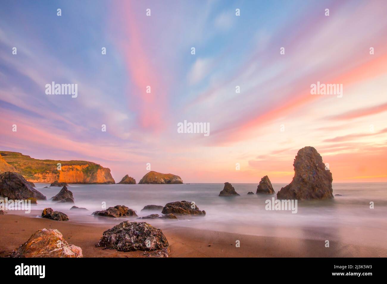Ocean sunset limestone stack in hi-res stock photography and images - Alamy