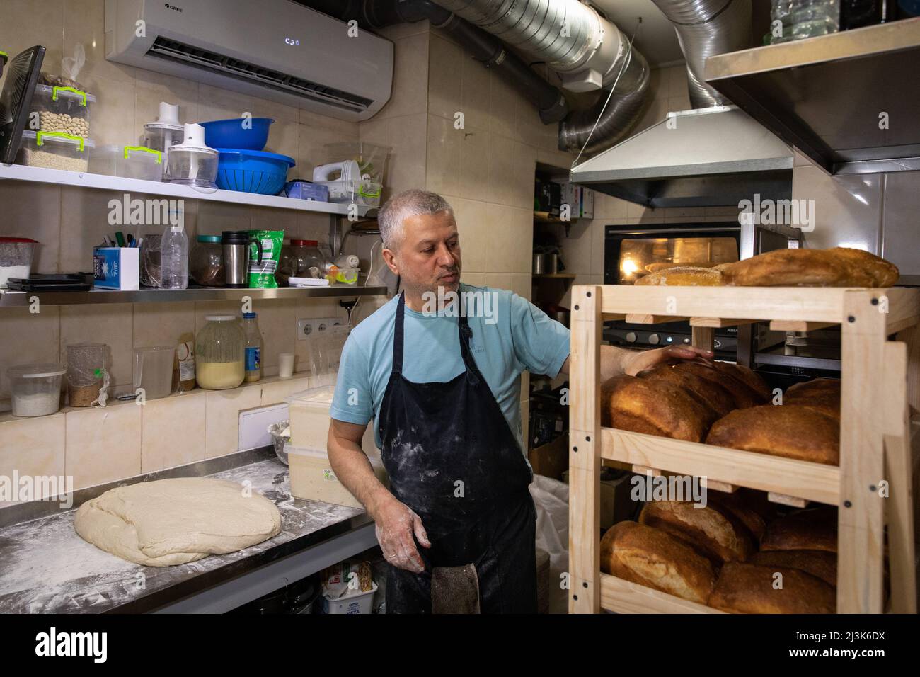 The pastry war hi-res stock photography and images - Alamy