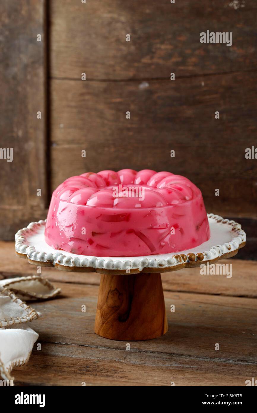 Cente Manis, Cantik Manis, or Jentik Manis. Traditional Hunkwe Pudding ...