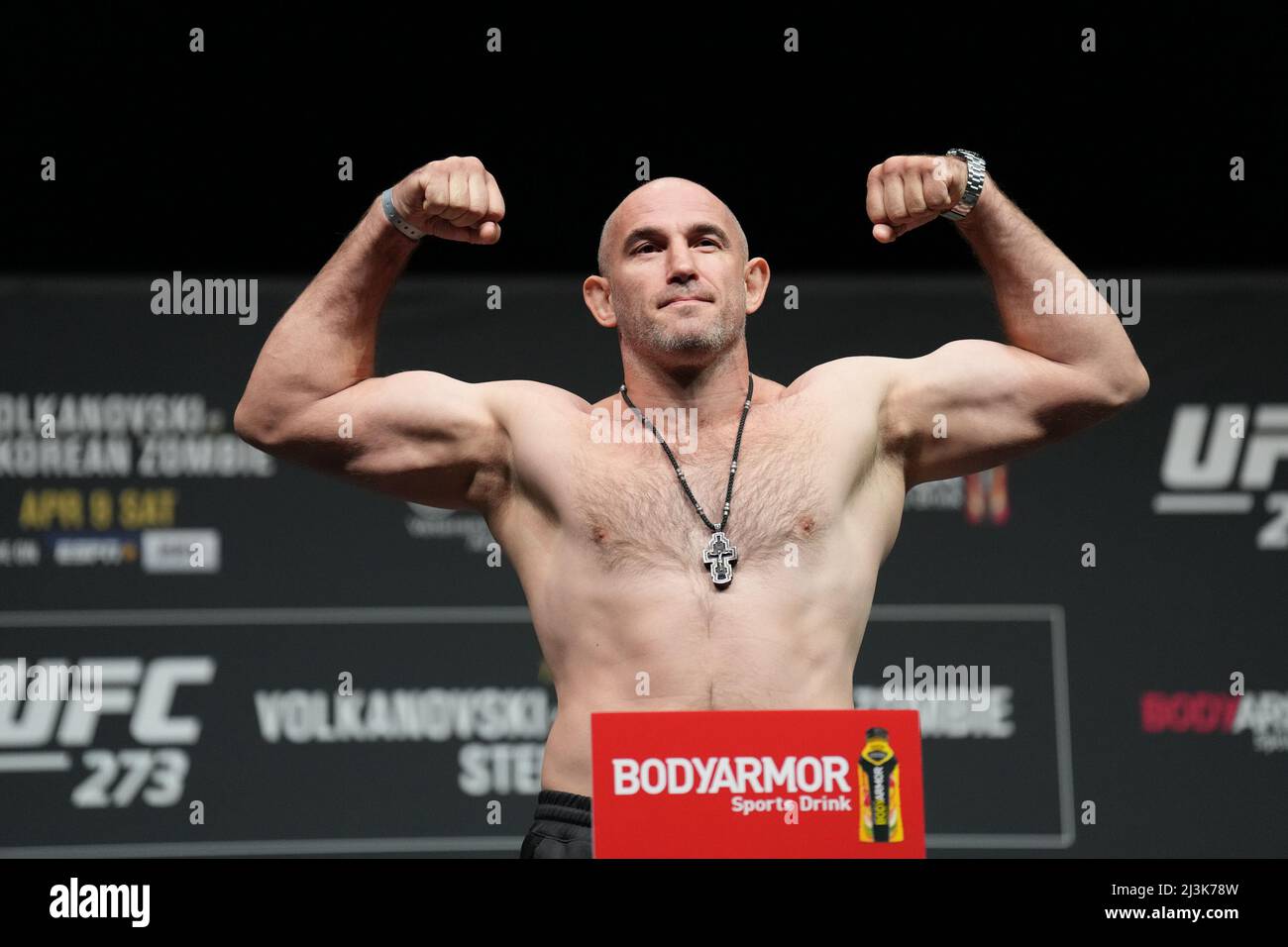 Aleksei oleinik steps on the scale hi-res stock photography and images ...