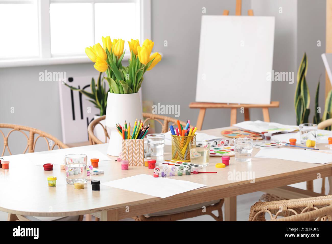 Master class in art hi-res stock photography and images - Alamy