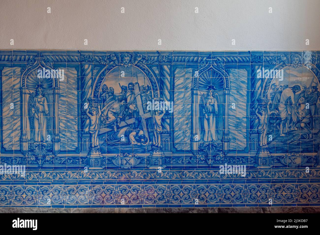 Evora tile azulejo hi-res stock photography and images - Alamy