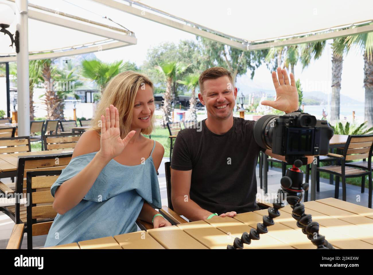 Welcome to the camera hi-res stock photography and images - Alamy