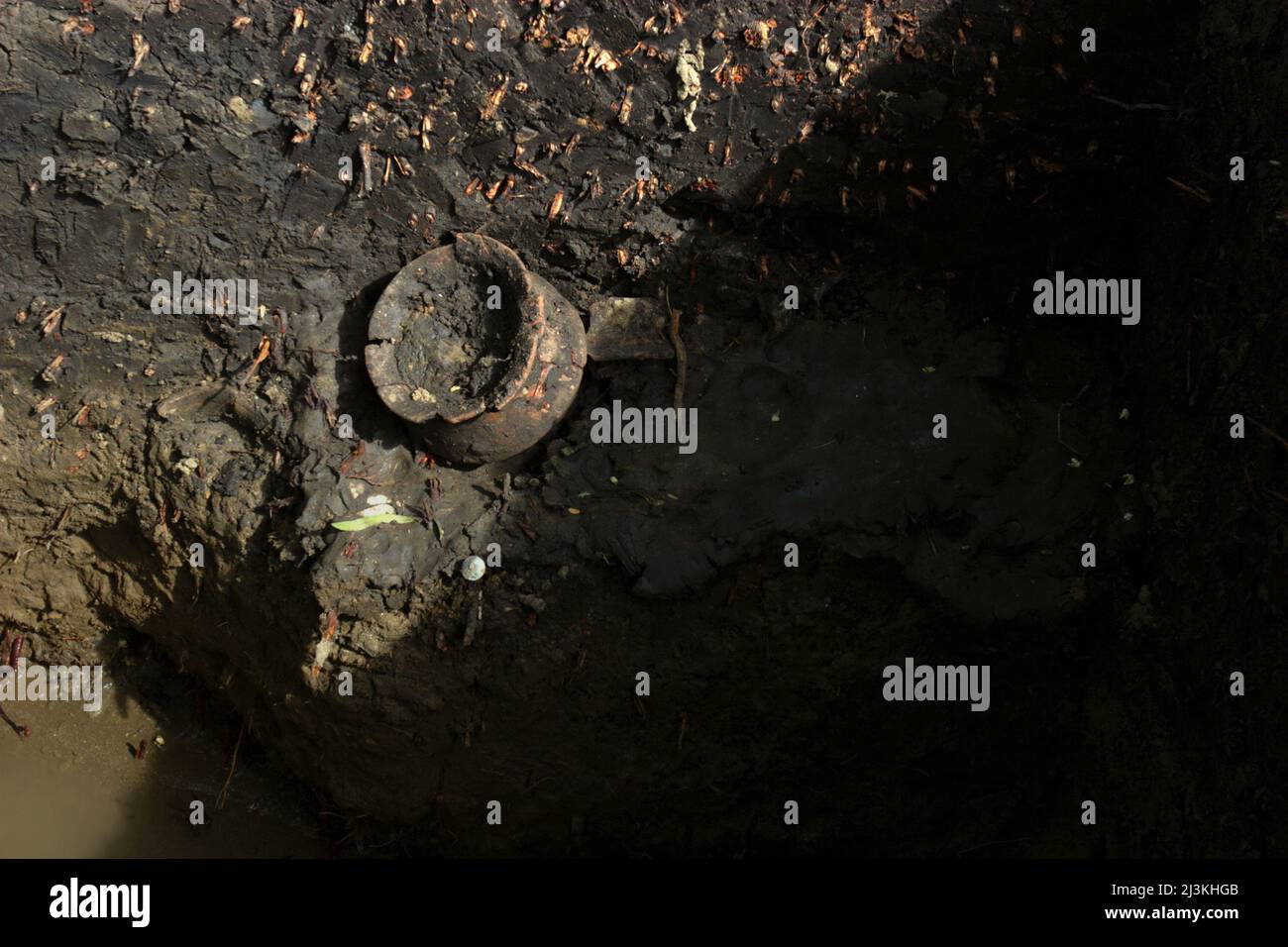 Prehistoric pottery that was discovered by the Indonesia's National ...