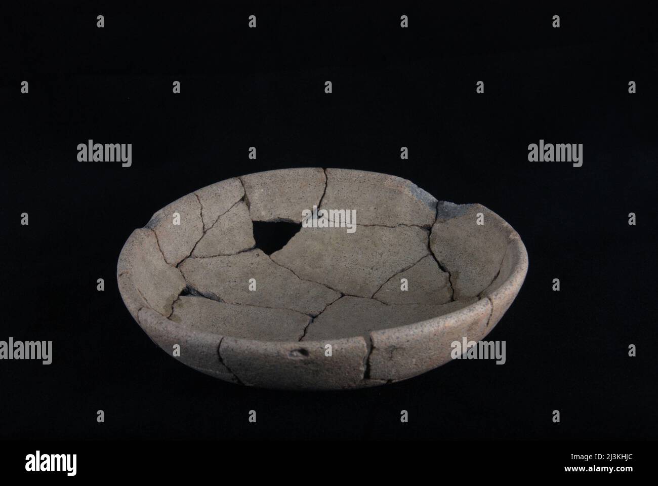 Pottery from pre-historic periods of Indonesia that was found in ...
