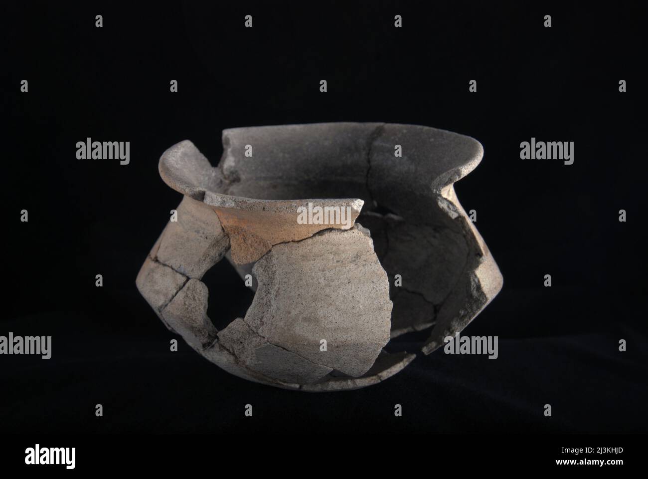 Buni pottery civilization hi-res stock photography and images - Alamy
