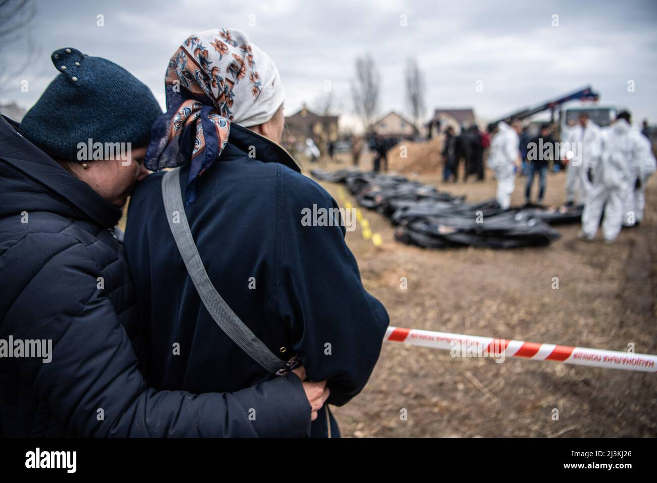 Exhumed bodies hi-res stock photography and images - Alamy