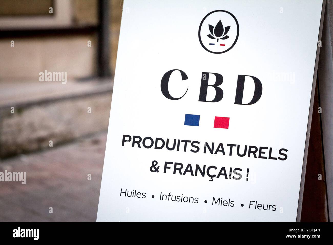 Cbd francais hi-res stock photography and images - Alamy