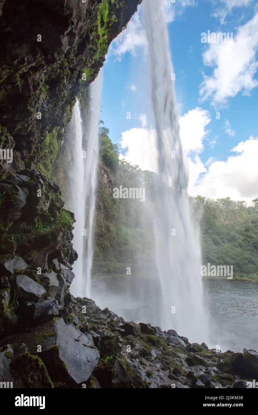 Refreshing waterfalls hi-res stock photography and images - Alamy