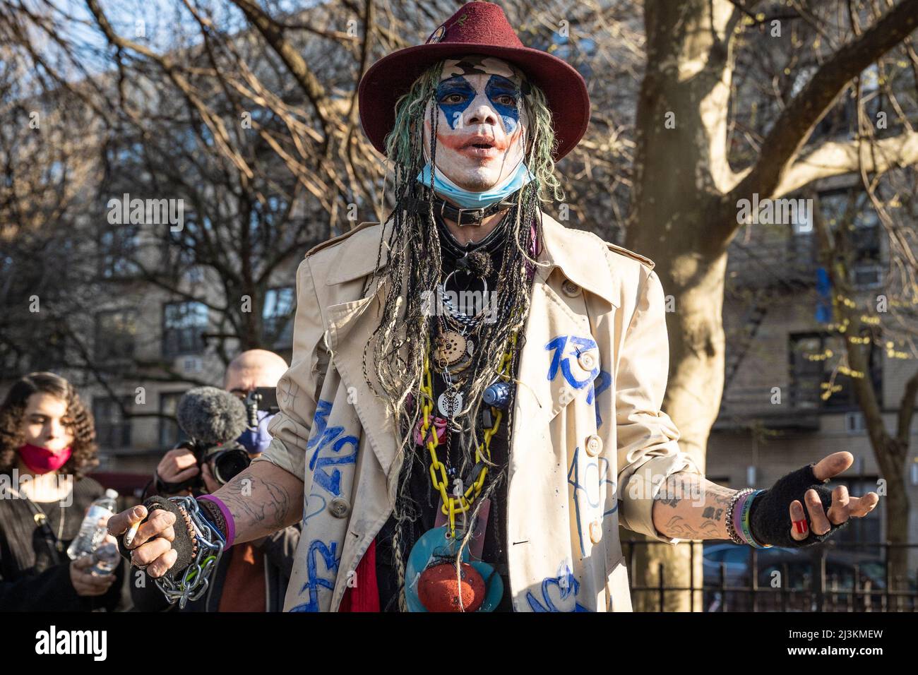 Encampment sweep hi-res stock photography and images - Alamy