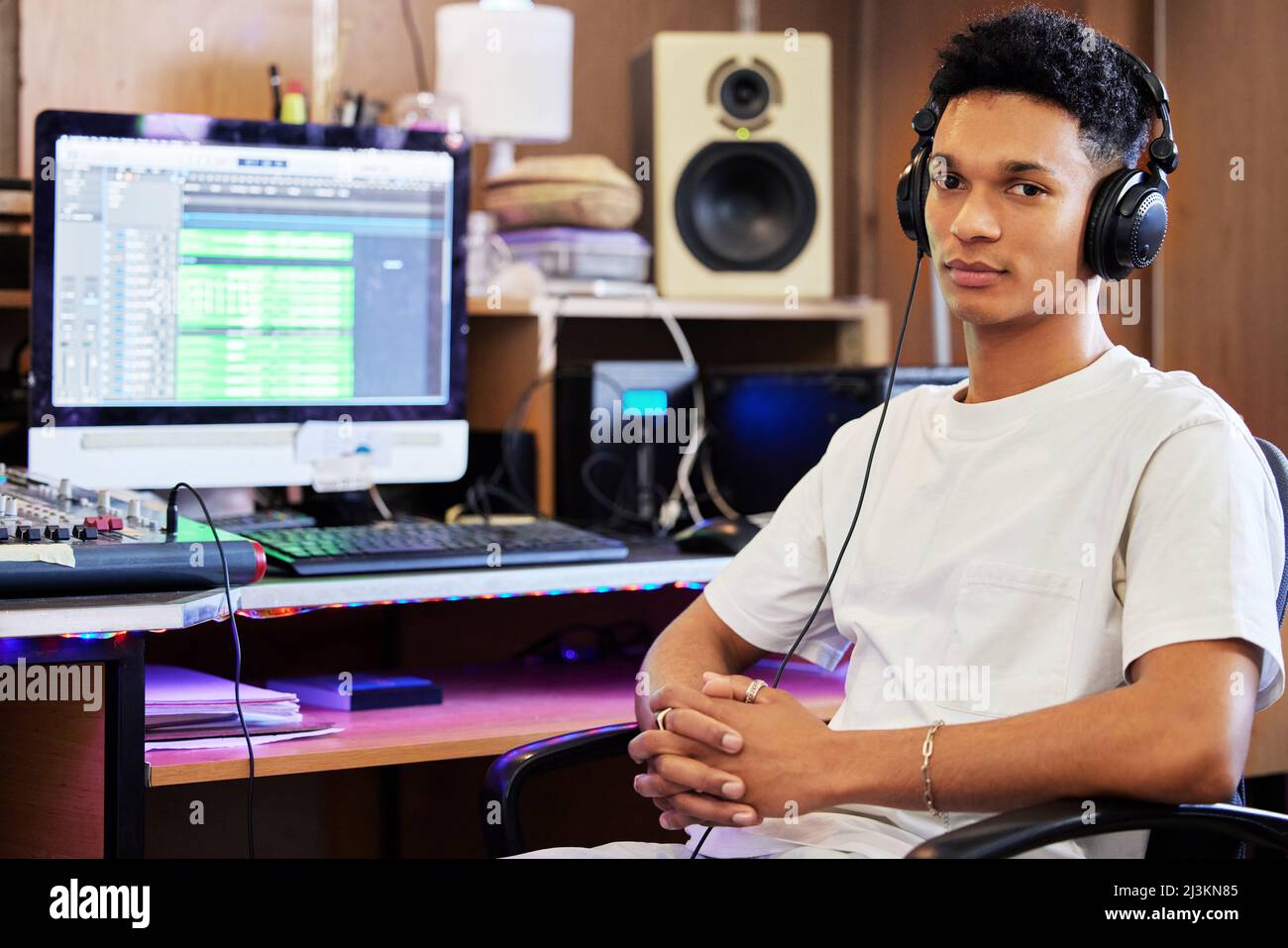 Young people in production hi-res stock photography and images - Alamy