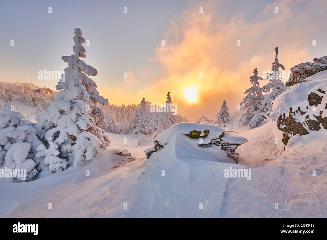 European mount hi-res stock photography and images - Alamy