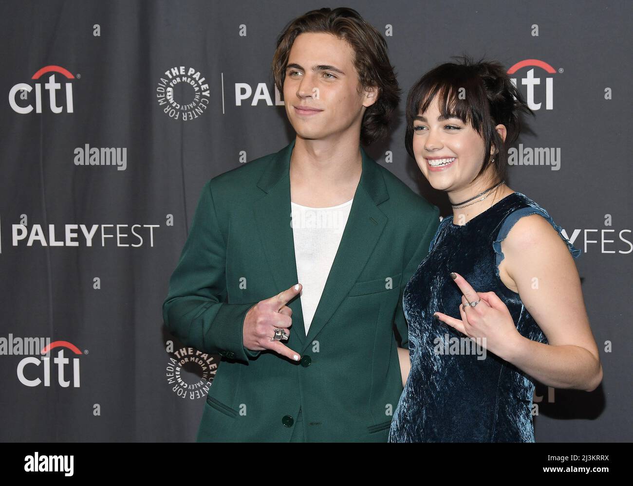 Los Angeles, USA. 08th Apr, 2022. (L-R) Tanner Buchanan and Mary Mouser ...