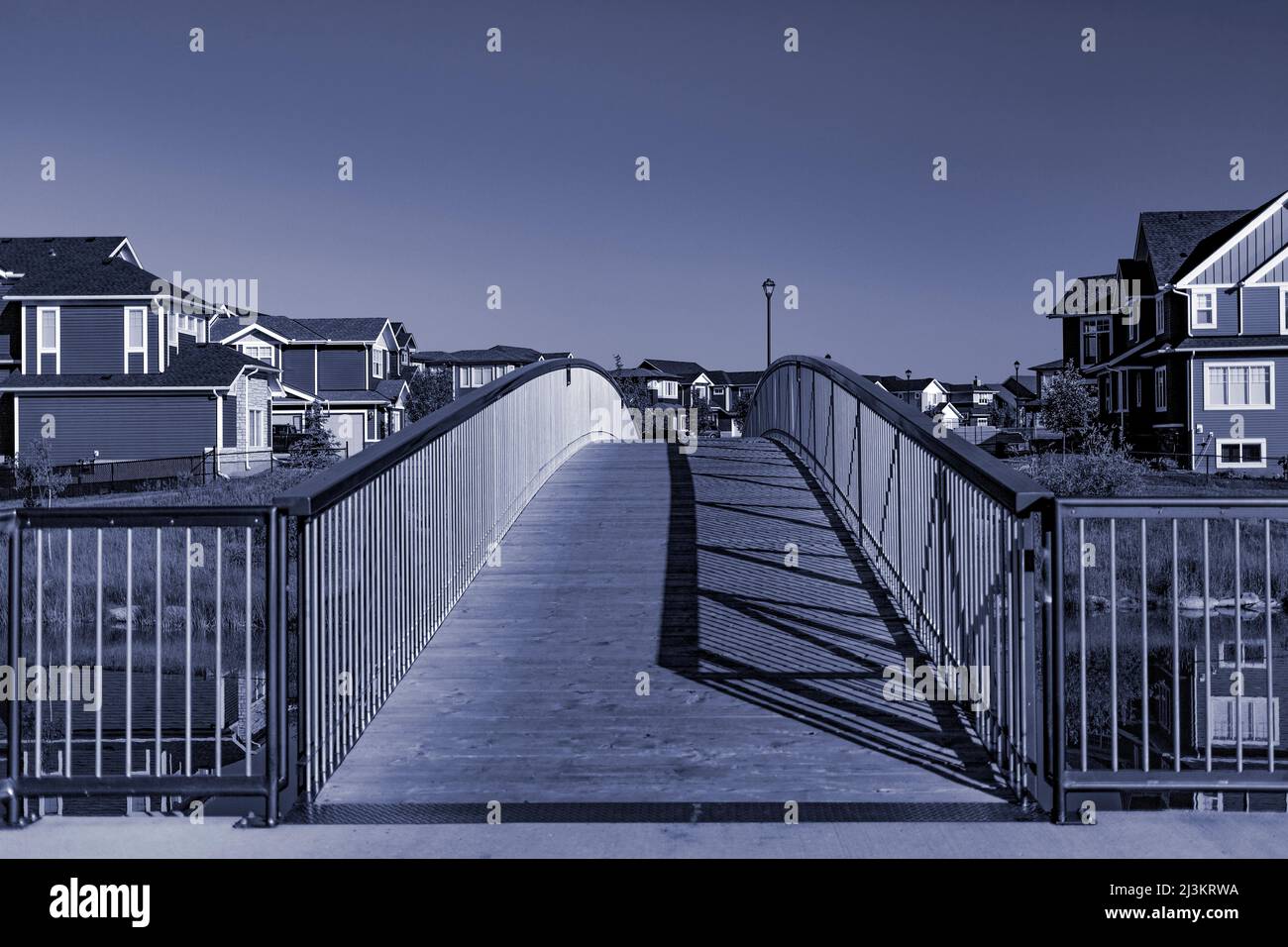 Neighbourhood community hi-res stock photography and images - Alamy