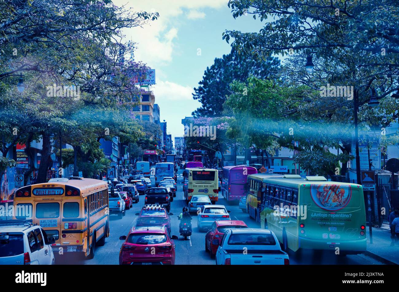 Traffic on the streets of San Jose, Costa Rica Stock Photo - Alamy