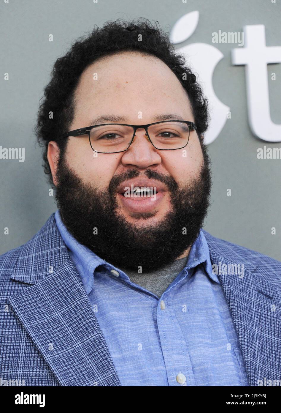 Los Angeles, CA. 8th Apr, 2022. Zach Cherry at arrivals for SEVERANCE ...