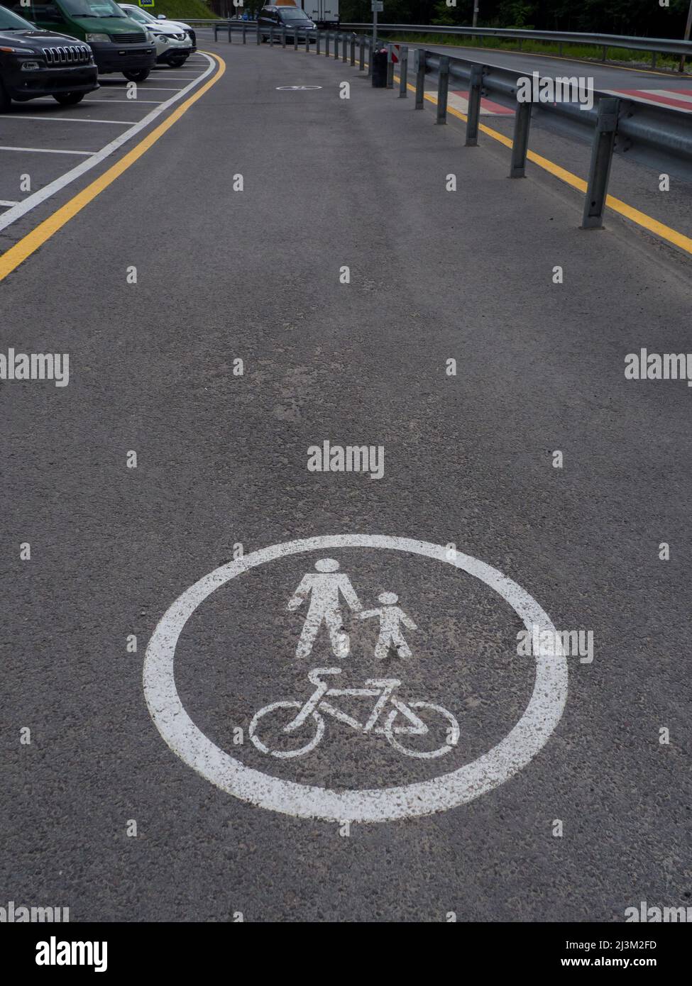 Road markings for pedestrians and cyclists Stock Photo - Alamy