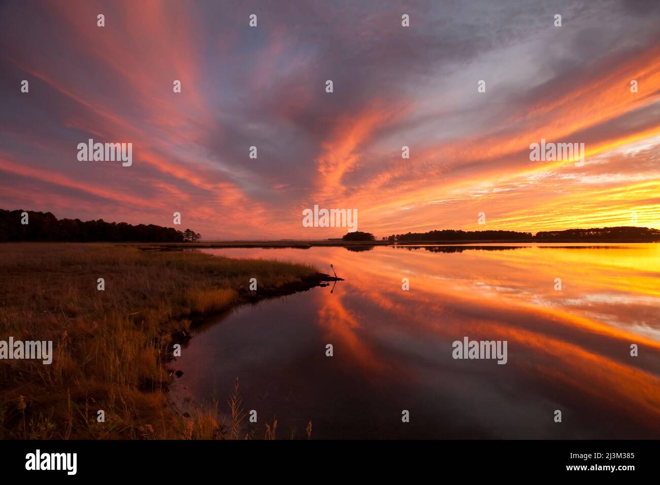 Sunset over a Chesapeake Bay shoreline.; Kent Island, Maryland Stock ...
