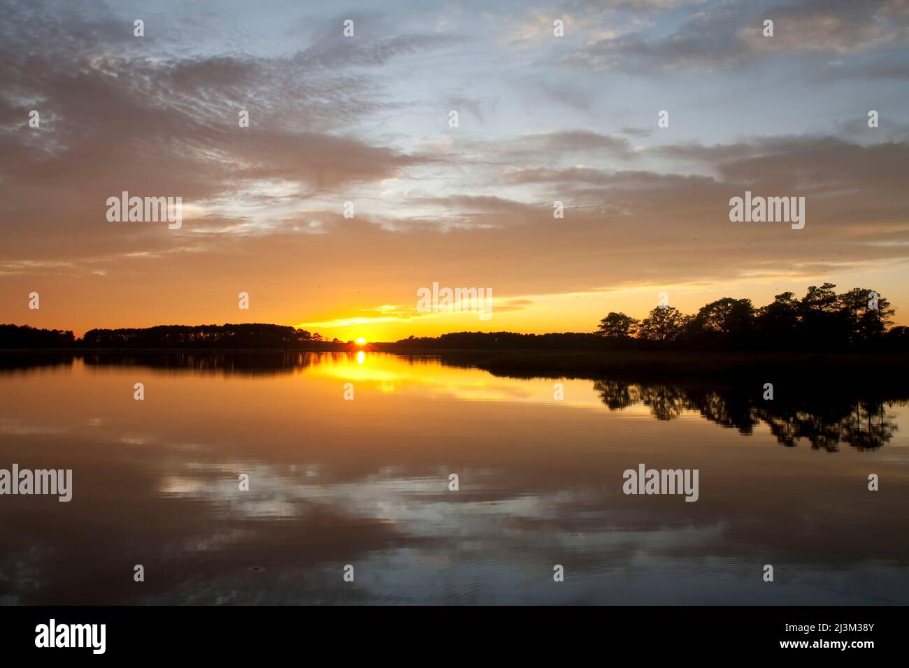 Chesapeake bay sunset hi-res stock photography and images - Alamy