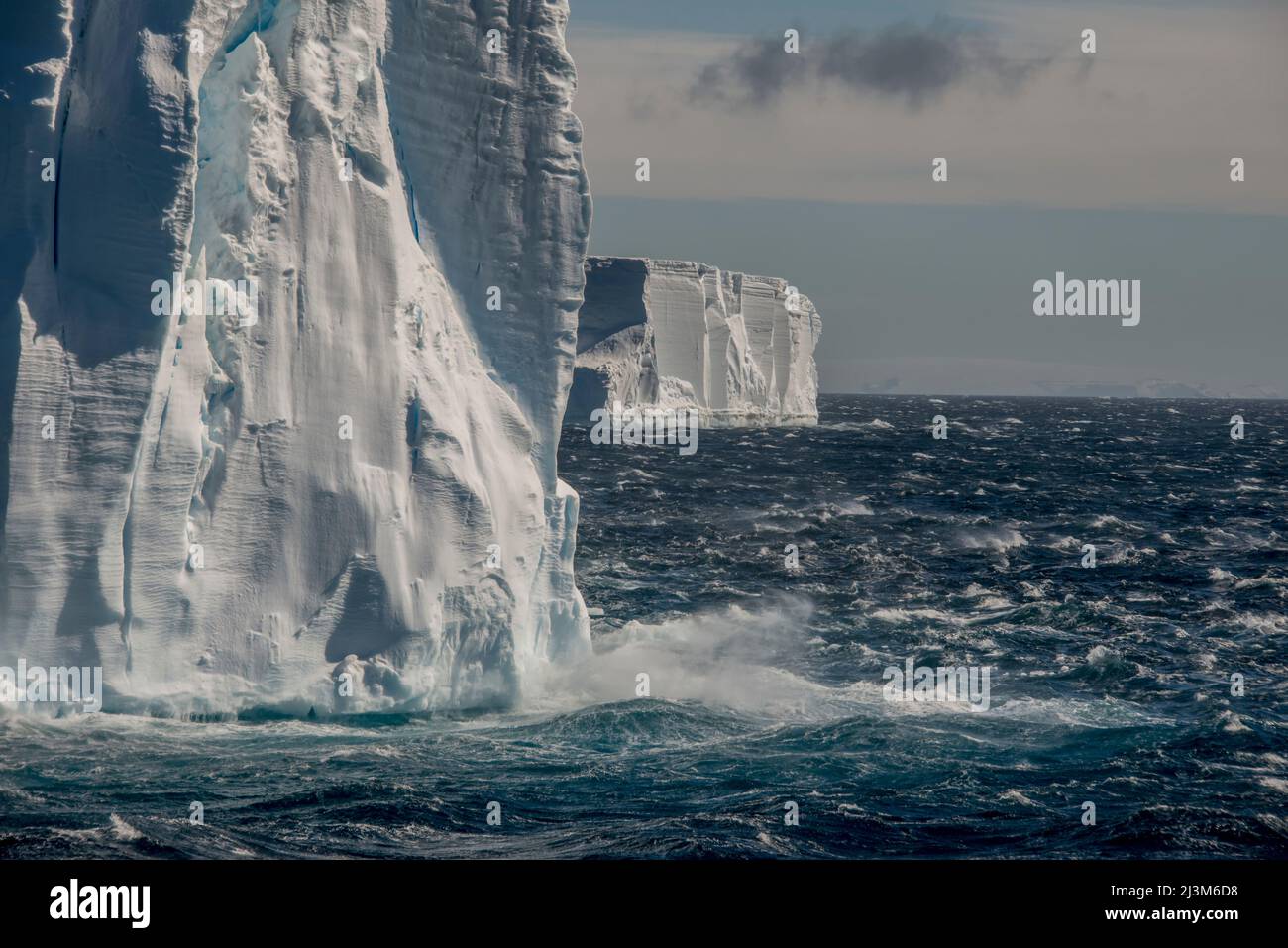 Tall iceberg hi-res stock photography and images - Alamy